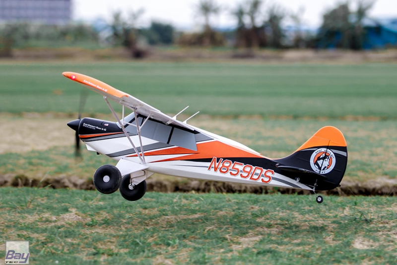 Arrows Husky Ultimate 1800mm Elektro Brushless Hochdeck - Bay-Tec ...